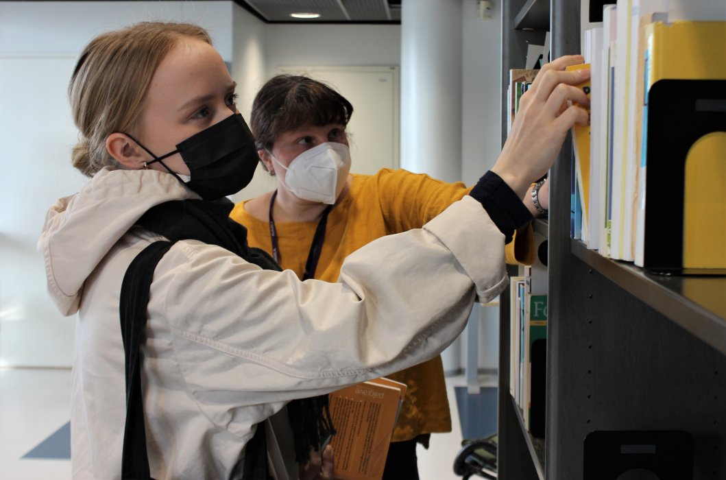 3AMK-kirjastolaiset rakensivat yhteiset asiakaspalvelun periaatteet ...